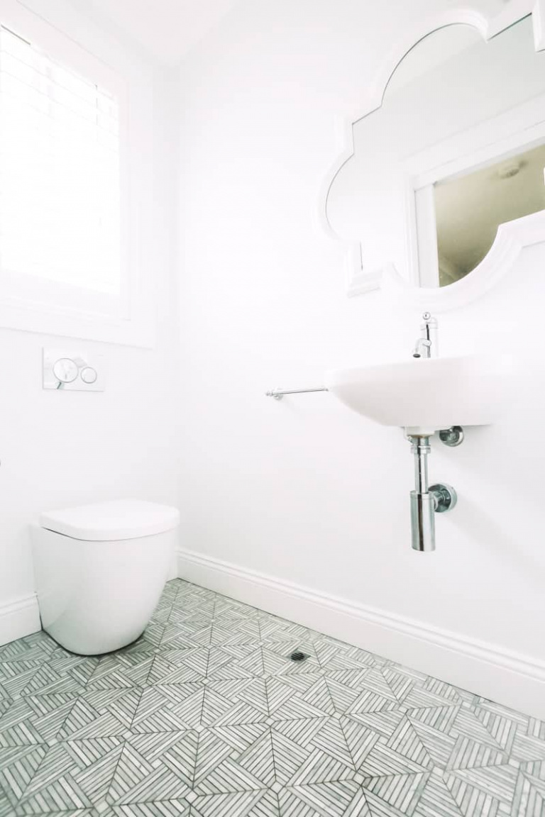 Renovation Ideas: Ensuite Bathroom With Concealed Toilet